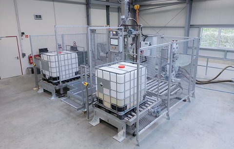 Automated IBC filling with SysTec controller